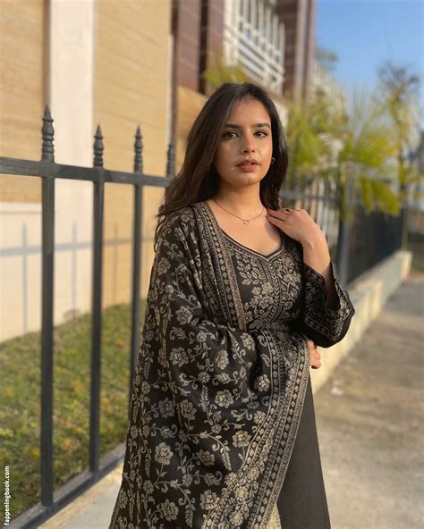 Aarushi Abrol Aarushi Abrol Nude Onlyfans Leaks Fappening