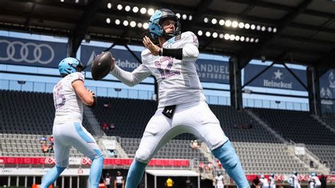 New Charges Qb Luis Perez Sparks Conspiracies With Uniform Number Choice Yardbarker