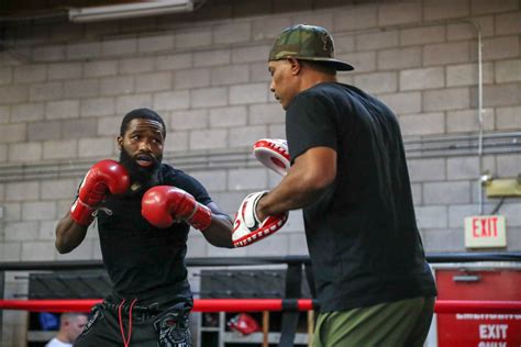 Adrien Broner If I Touch Pacquiao Flush Ill Put Him Out Bad Left Hook