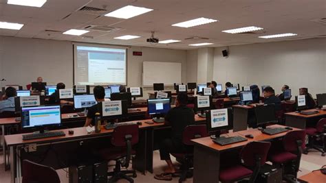 Makmal Komputer Pusat Transformasi Digital Usm Kejuruteraan