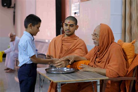 Pu Gurumaharaj Visits At Tramba Gurukul Swaminarayan Gurukul Rajkot Sansthan