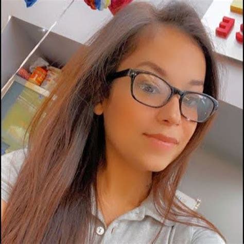 Yanette Cavello Youtube