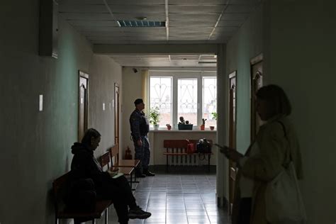 Russian Girl Who Drew Anti War Picture Leaves Orphanage With Mother