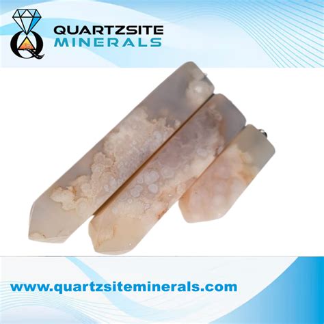 Agate Flower Pendants