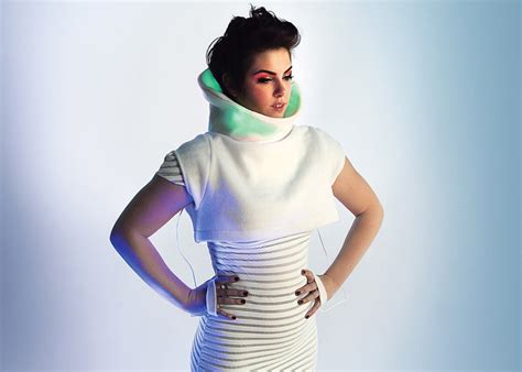 Ger Mood Sweater By Sensoree Indicates Emotions With Leds