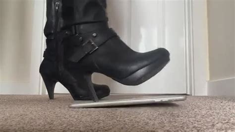 Hard Crush Tablets With Bots Solona Foot Fetish And Crush Fetish Clips4sale