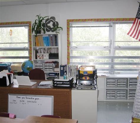 高校办公室效果图配图网