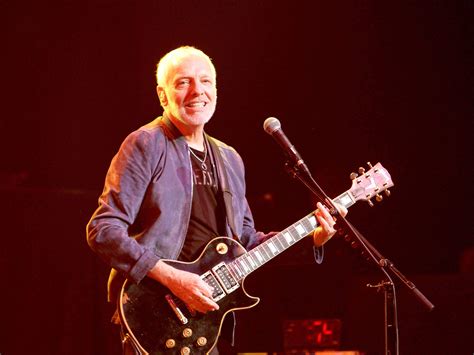 Peter Frampton To Perform Final Shows Seated For Health Reasons