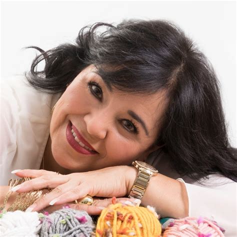 Laura Cepeda English Youtube