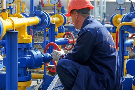 Росія може піти в обхід чи вдасться Україні уникнути пастки газового транзиту Читайте на Ukr Net