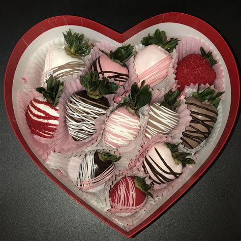 Homemade Chocolate Covered Straberries Scrolller