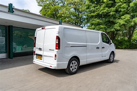 Test Renault Trafic E Tech 2025 Comfortabel Rijden En Liters Koffie Drinken