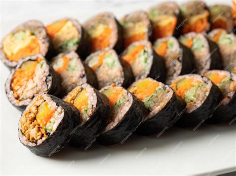 Premium Photo Gimbap Korean Rice Roll Dish