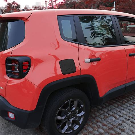 Hot Pink Jeep Renegade
