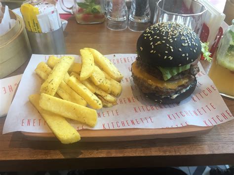 Dora Magazin Etkinlikleri 1 Kitchenette Yemek Ve Tuba Ergin Defilesi