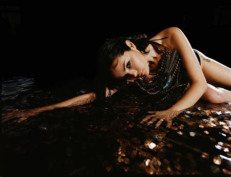 Selena Gomez R Selenagomezhot