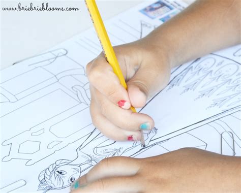 Frozen Soundtrack Cd Giveaway And Elsa Tracing Activity Brie Brie Blooms