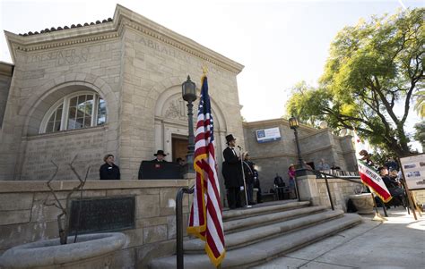 Lincoln Memorial Shrine In Redlands Hosts Its 50th Open House