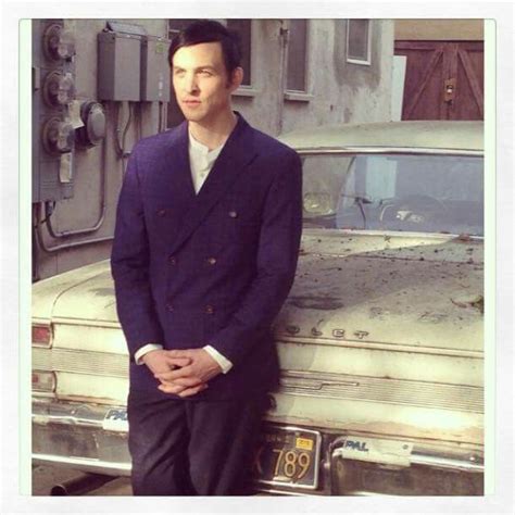 Pin By Hexevampyr On Robin Lord Taylor Robin Taylor Penguin Gotham Robin