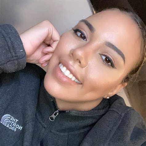 How To Make Makeup Look Natural For Dark Skin Makeup Vidalondon