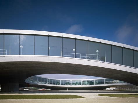 Rolex Learning Centre A Modern Architectural Marvel