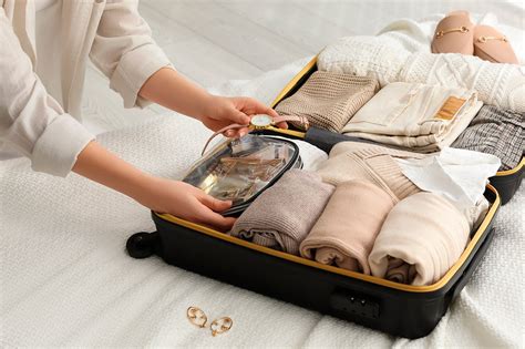 Tips For Travelling With Your Perfumes On A Plane Wikiparfum