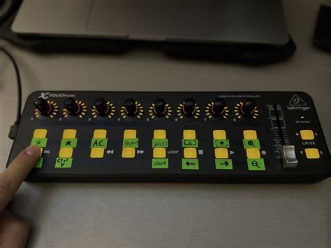 Konsola Behringer X Touch Mini Kraków Ogłoszenie Na Allegro Lokalnie