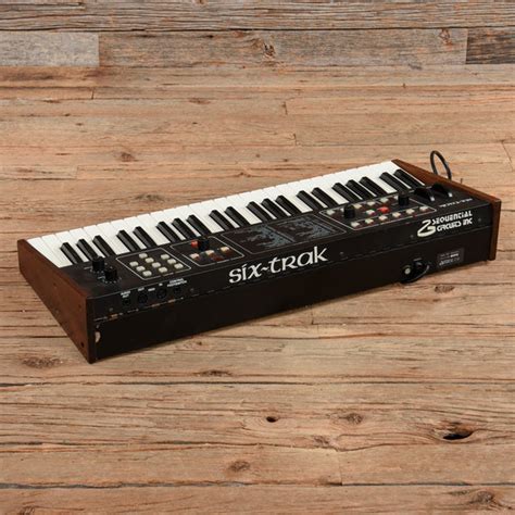 Sequential Circuits Six Trak Polyphonic Synthesizer Chicago Music