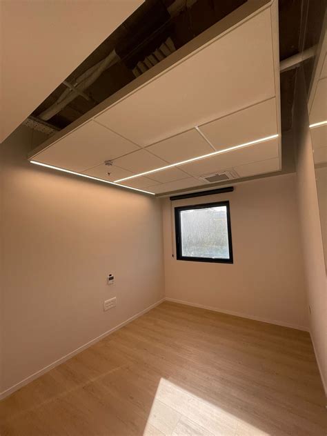 סניף בורגר סלון חדרה את מיגון ואבטחה