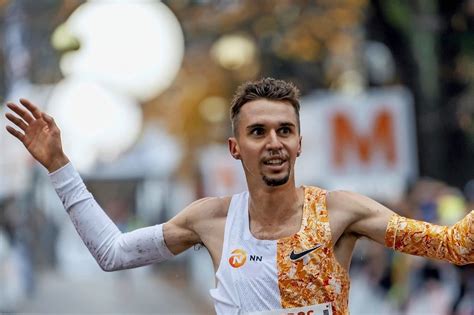 Julien Wanders Bat Encore Son Record Tribune De Genève