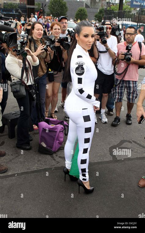Kim Kardashian As The Official Flag Girl Launches The 2010 Amp Energy