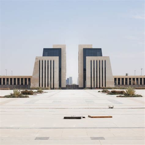 Ten Futuristic Cities Set To Be Built Around The World