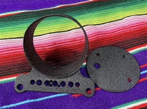 Dynamitecrew — Bracket Speedometer