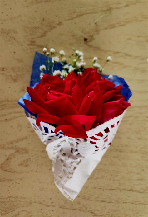 Diy Mini Rose Bouquets Joyfully Treasured