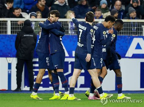 바르콜라 한 방으로 버텼다…psg 오세르 잡고 리그1 선두 복귀