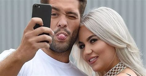 Love Islands Jonny Mitchell Makes It Official With Fellow Reject Chyna Ellis As They Pose For