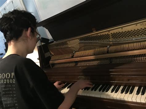 Featured Musician Lorelei K — Spiderweb Salon