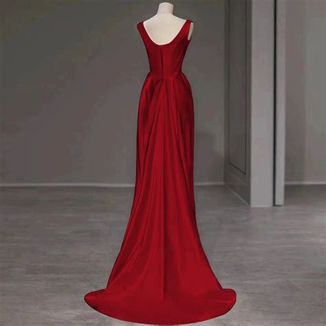 Spaghetti Strap Evening Dress Satin Red Long Prom Dress Sexy Formal