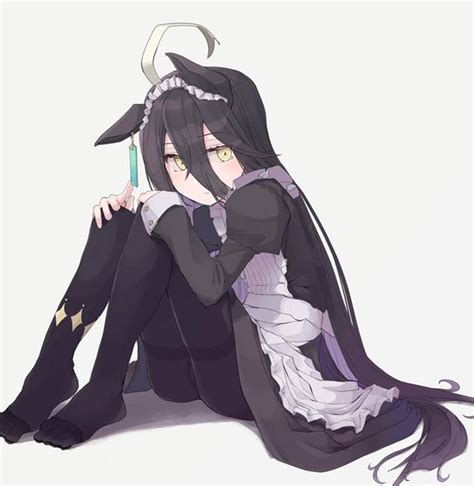 马娘女仆装黑丝袜抱膝坐图片尺寸1168x1200 Bobopic