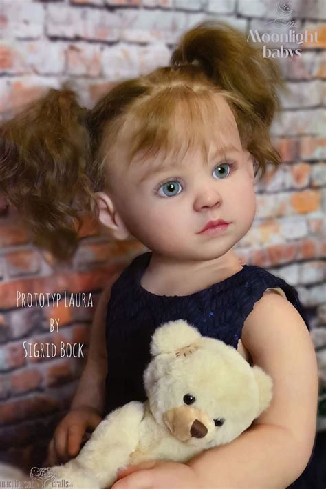 Laura By Sigrid Bock