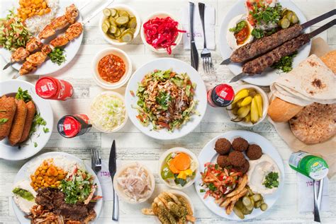 הפינה של שלומי מסעדת שווארמה ובשרים על האש כשר מהדרין דרושים עובדים בעלי מקצוע 🔸אנשי מטבח