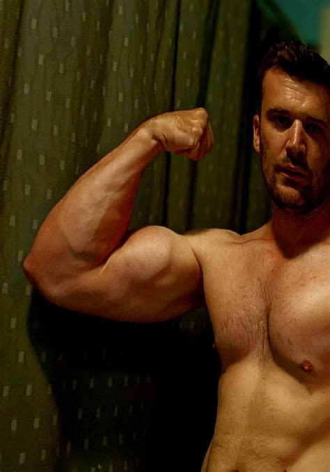 Do You Like Big Arms R Bicepsporn