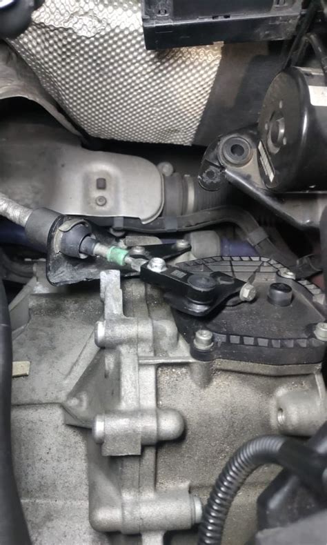 Vw Scirocco Golf Jetta Touran Gear Lever Cable Bush Car Accessories Car Workshops And Services