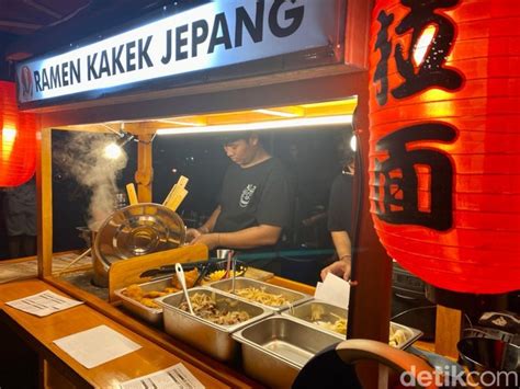 Sluurp Gurihnya Ramen Gerobakan Kaki Lima Kakek Jepang
