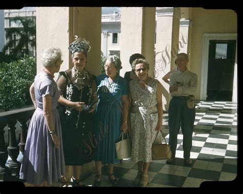 Older Women Hat Dress Fashion Puerto Rico 1950s 35mm Slide Red Border