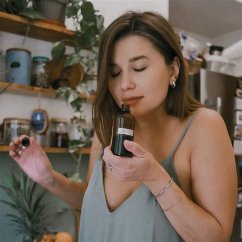 ‎אלינה שדה סאונד הילינג ארומתרפיה רייקי סדנאות קורסים‎ Alinaforestcare • Threads Say More