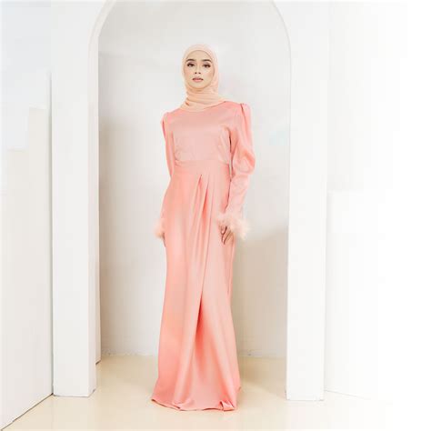 Delysha Dress Peach Auramen Luxe