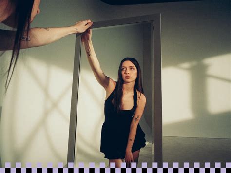 Lizzy Mcalpine On Finding Power As A Rhythm Guitarist