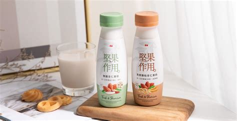 健身、美妝與歐美愛好圈引發熱潮！營養與美味兼具的堅果作用，杏仁果奶加燕麥顆粒，現正熱銷中！｜popdaily 波波黛莉