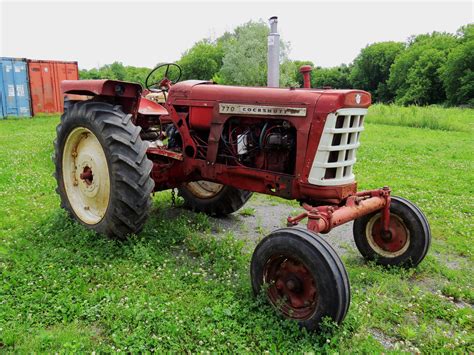 Cockshutt 770 Specs Engine Transmission Dimensions